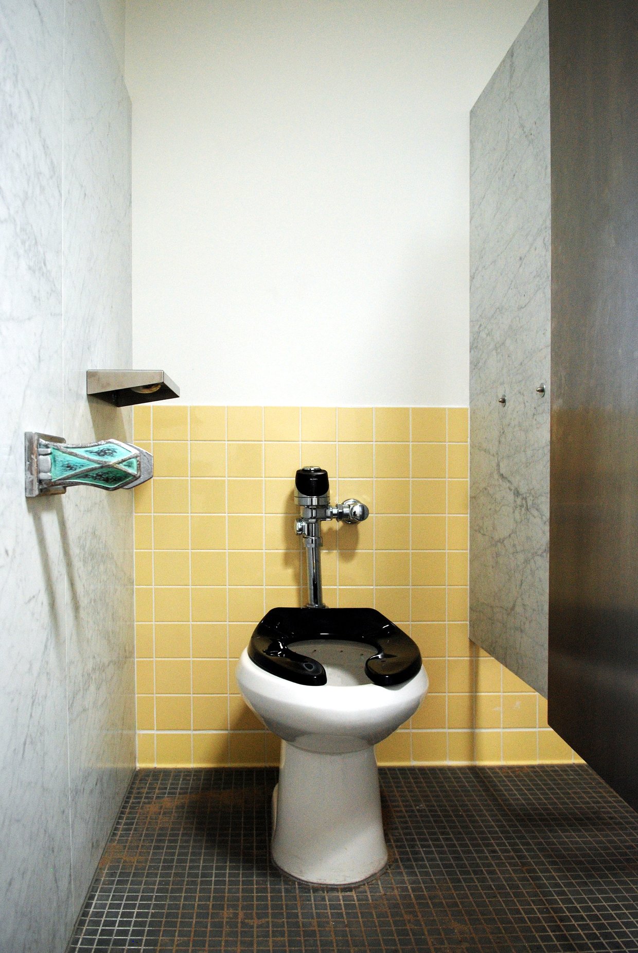 POWER TOILETS – SUPERFLEX