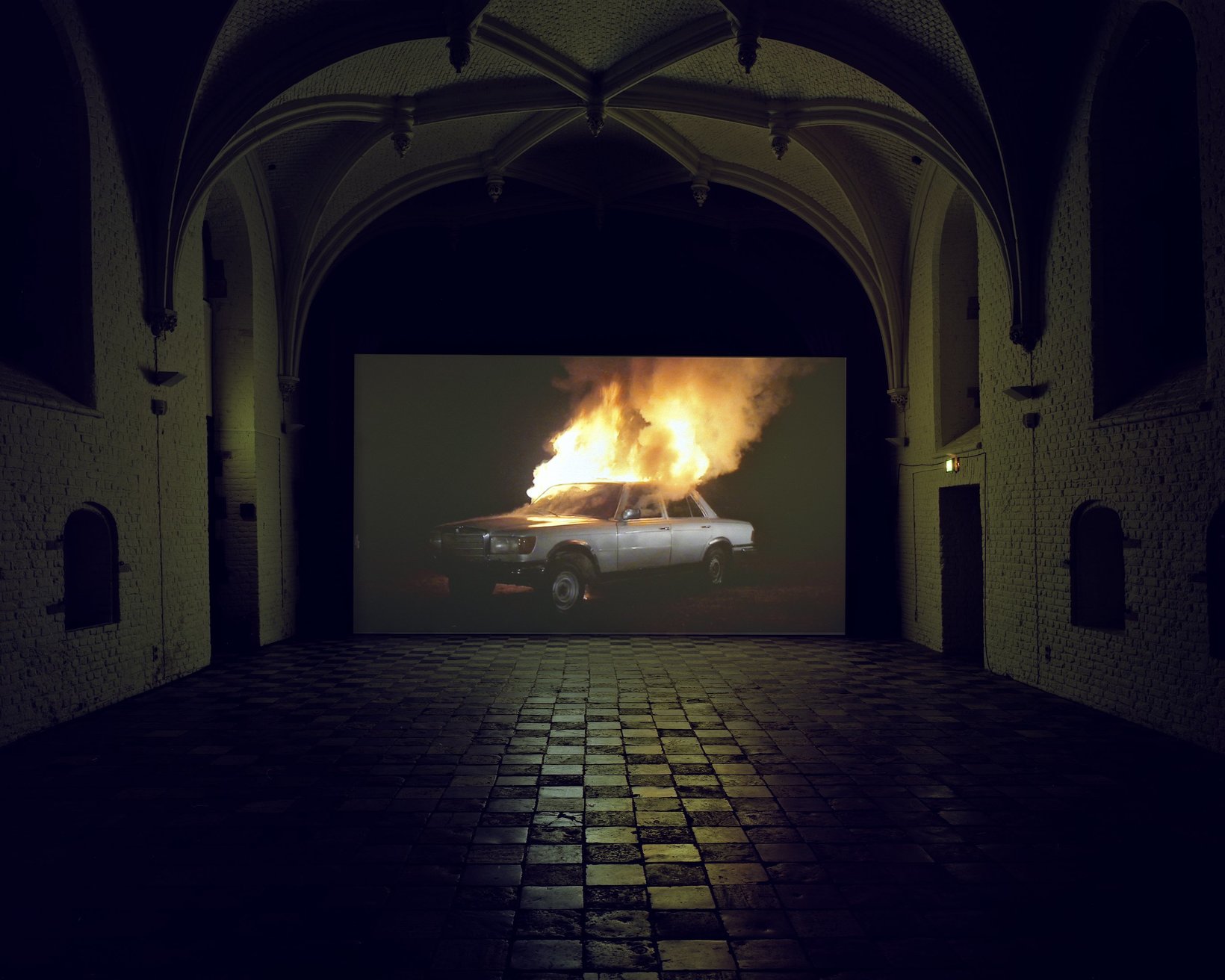 BURNING CAR – SUPERFLEX